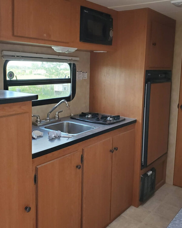 Cozy camper makeover from @_camperhome_
