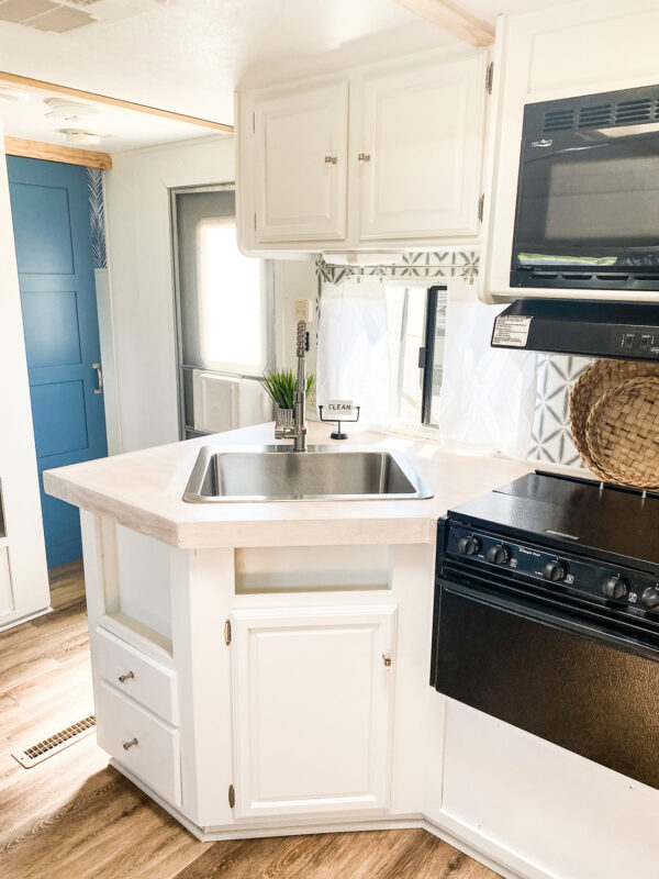 Coastal RV renovation by @wisco_flip