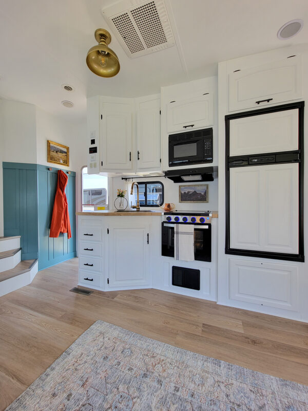 Jayco 5th wheel renovation by @driftless_rv_renovators