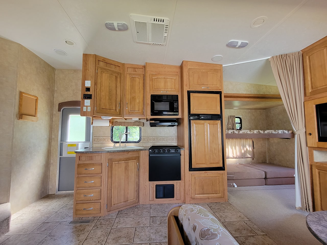 Jayco 5th wheel renovation by @driftless_rv_renovators