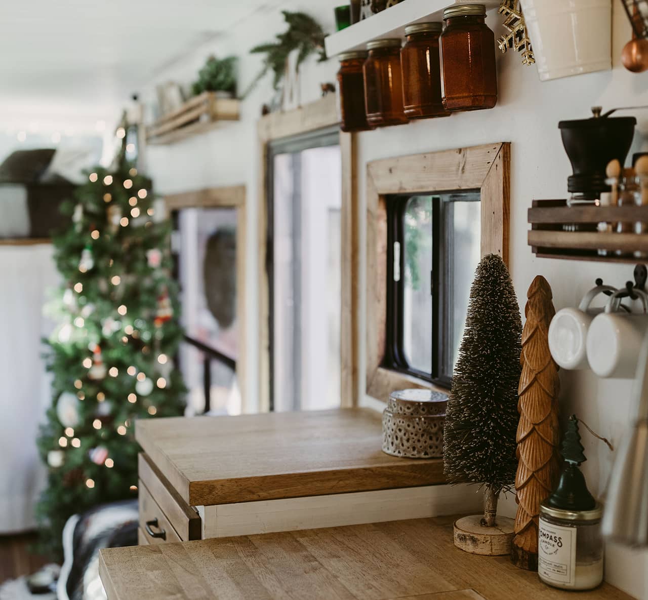 Damon motorhome renovation by @toni__tillman